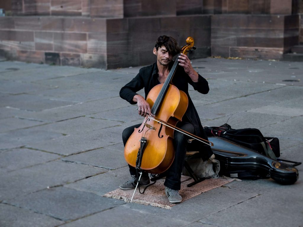 The Best Cellos Under $500 for Beginners - Instruments.guru